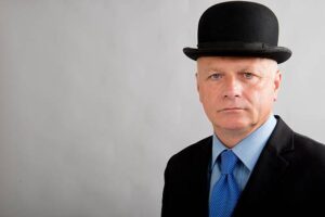 Mens Bowler Hat: From Cultural Icon to Style Staple » Styling Outfits